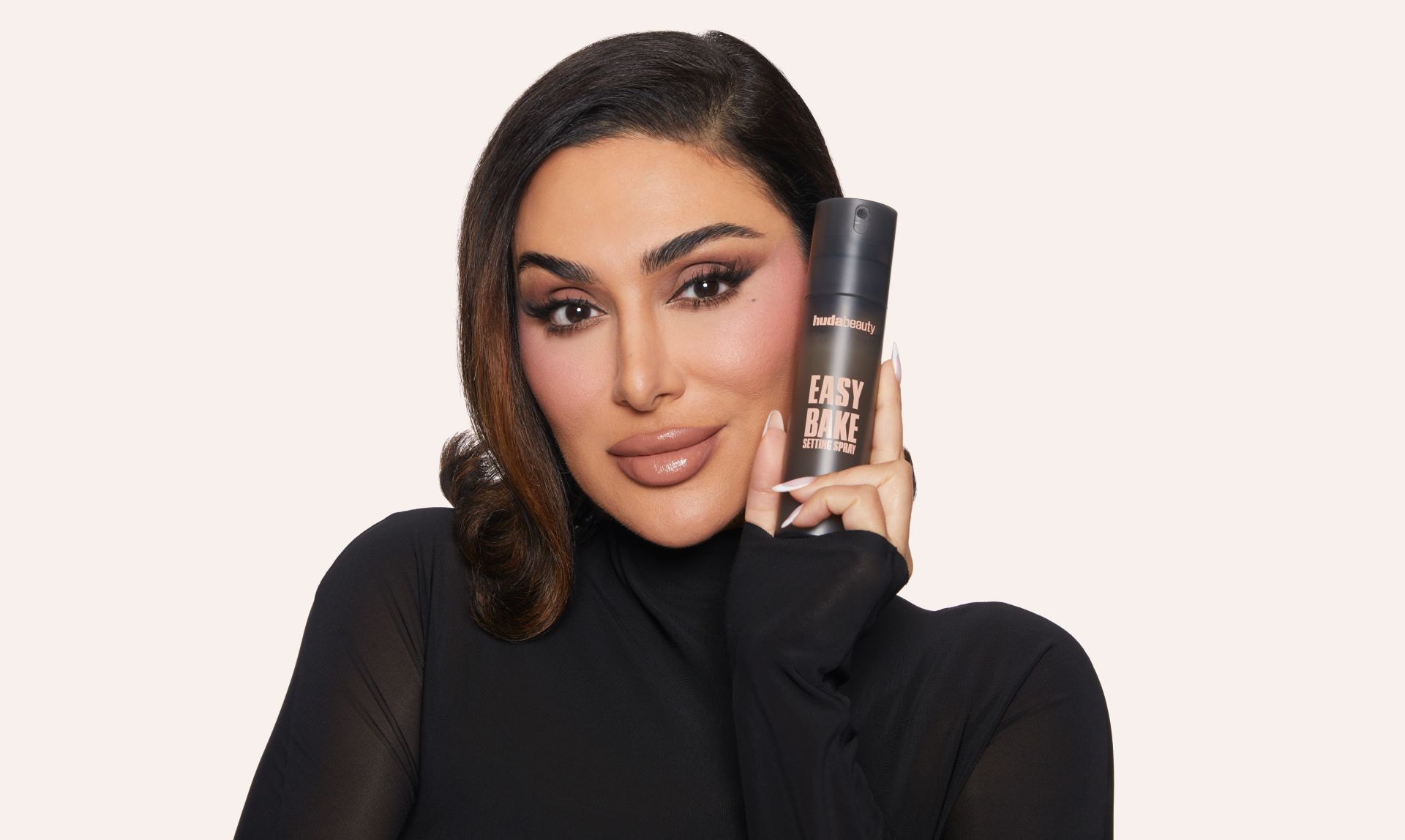 Give A Big Mwah To Huda Beauty's New Easy Bake Setting Spray – LIPSTIQ